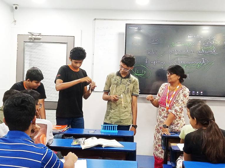 ICAD Study Center - IIT-JEE / NEET coaching in Nagpur, JEE MAINS, JEE ADVANCE