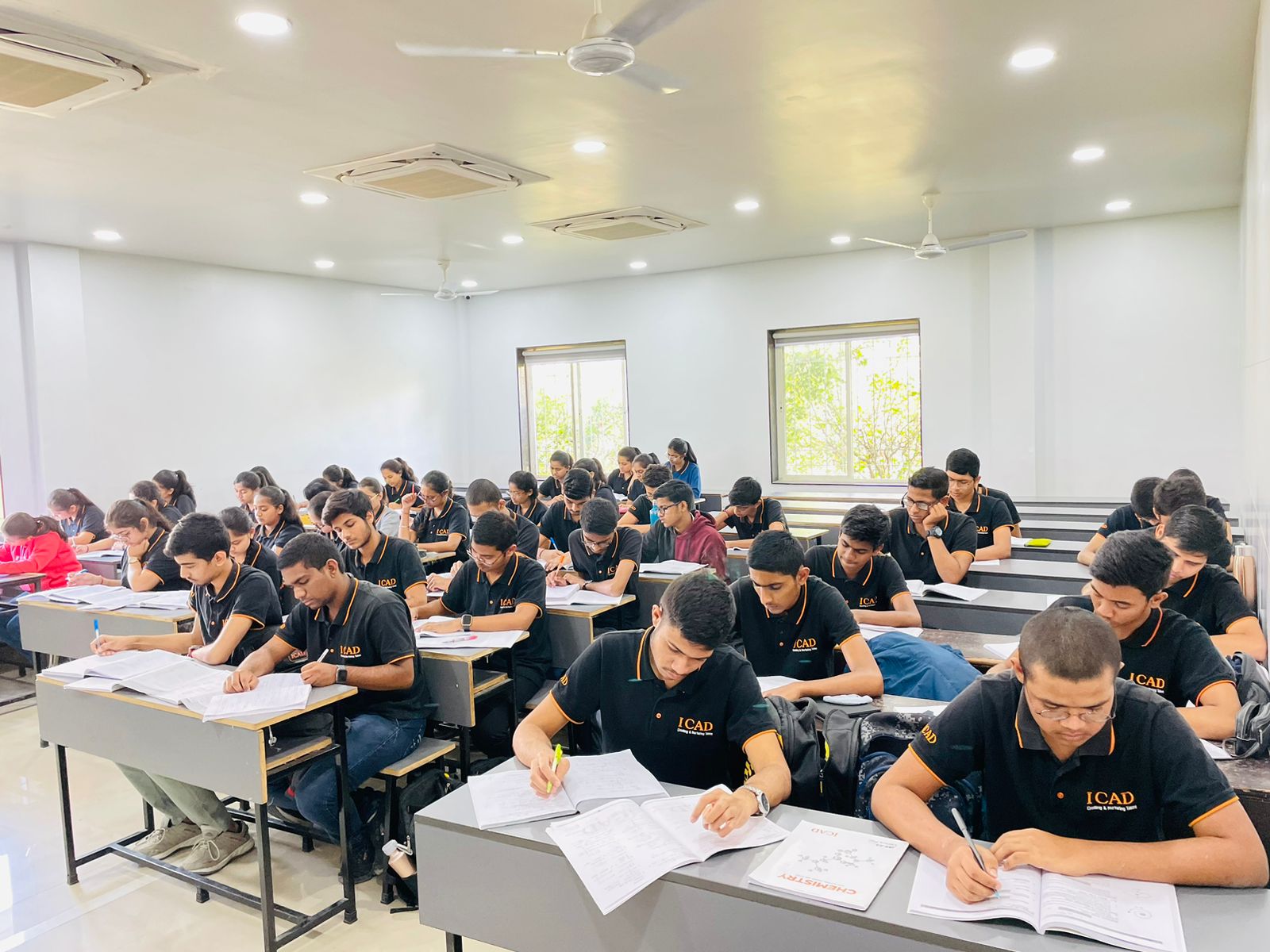 ICAD Study Center - IIT-JEE / NEET coaching in Nagpur, JEE MAINS, JEE ADVANCE